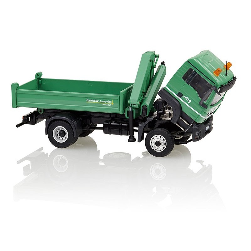 SRBG truck with crane